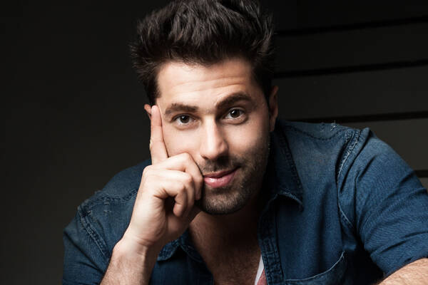 Adam Ray | Comedy Works